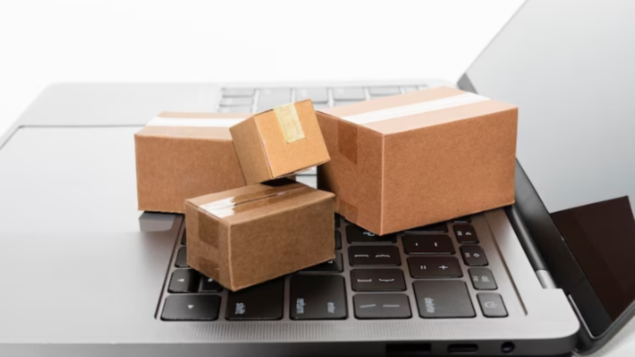 India's Ecommerce Pendulum Swings Between Clicks & Compliance - BW ...